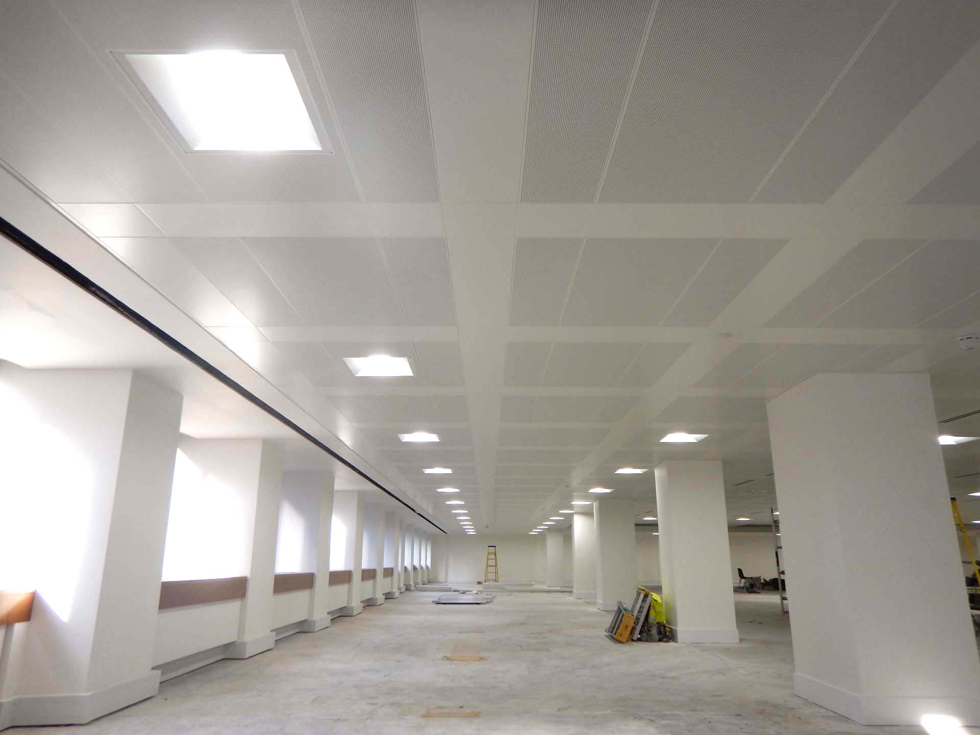 Suspended ceilings in Commercial Warehouse - Dryline