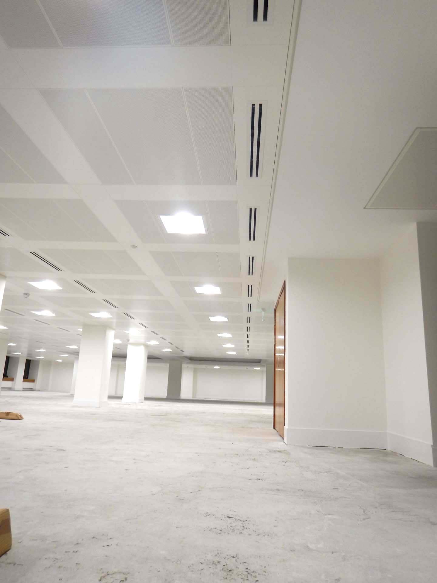Suspended ceilings in Commercial Warehouse - Dryline